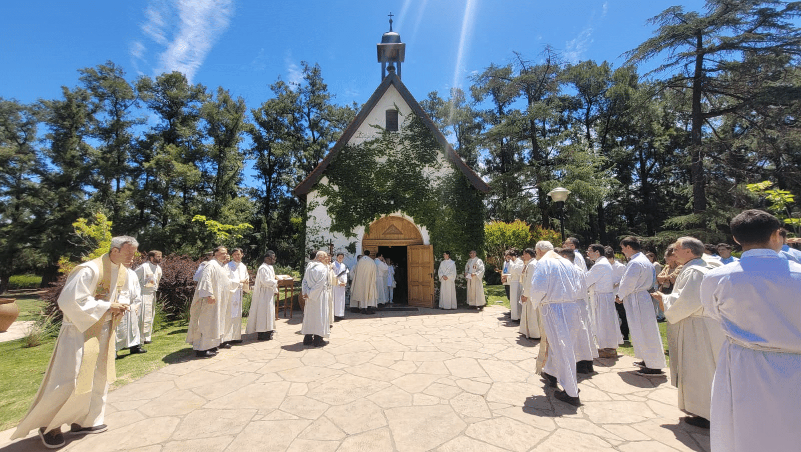 A new Schoenstatt Father: Fr. Lucas Chiappe ordained priest in Argentina