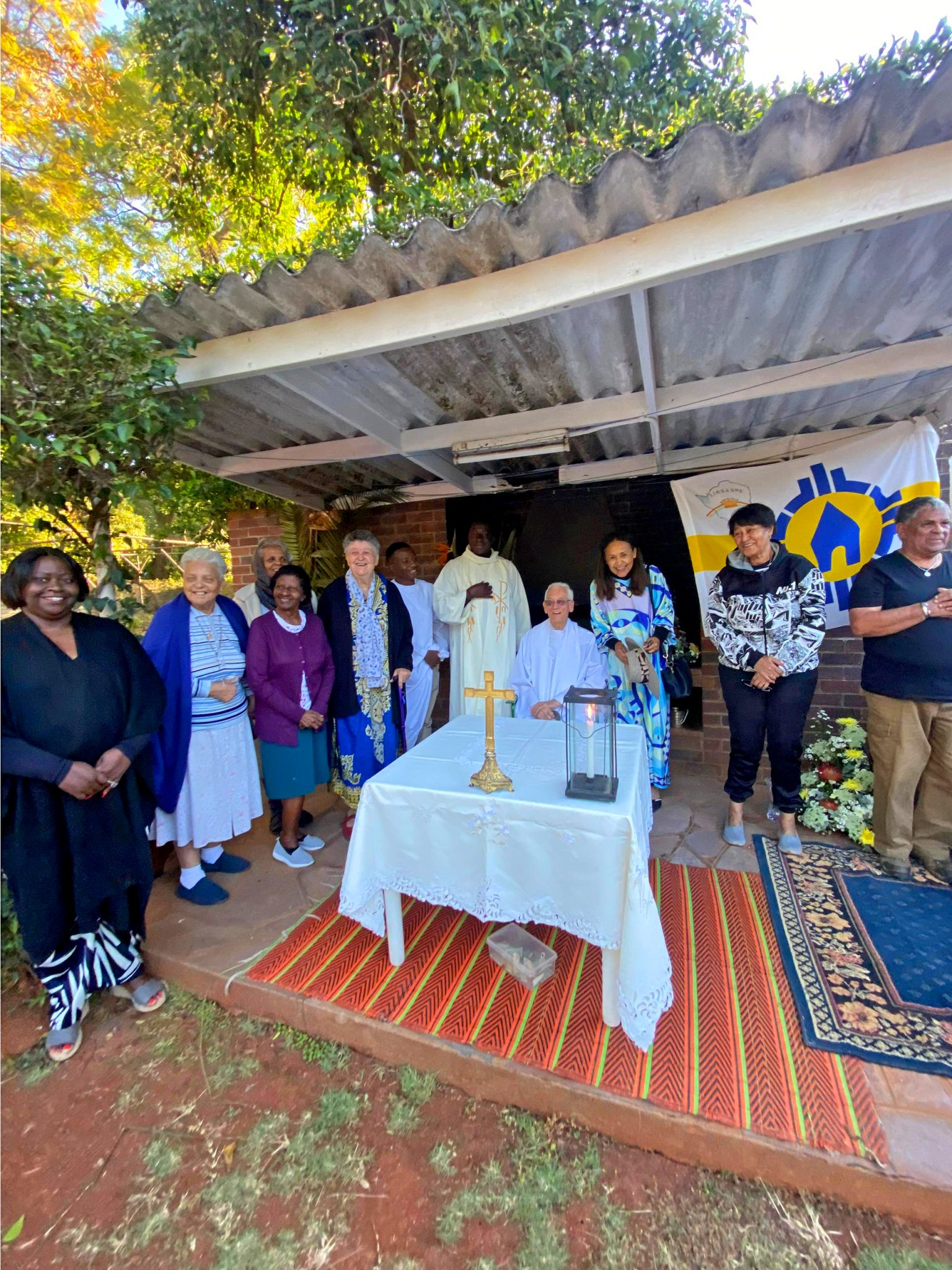 The Schoenstatt Family in Zimbabwe crowns the Blessed Mother as Queen ...